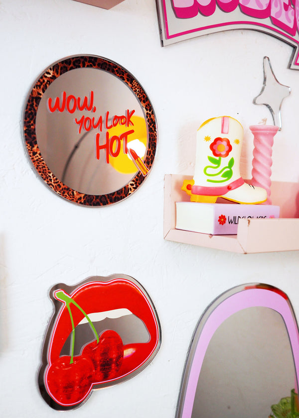 Wow, You Look Hot - Leopard & Lippy Disc Mirror – PrintedWeird